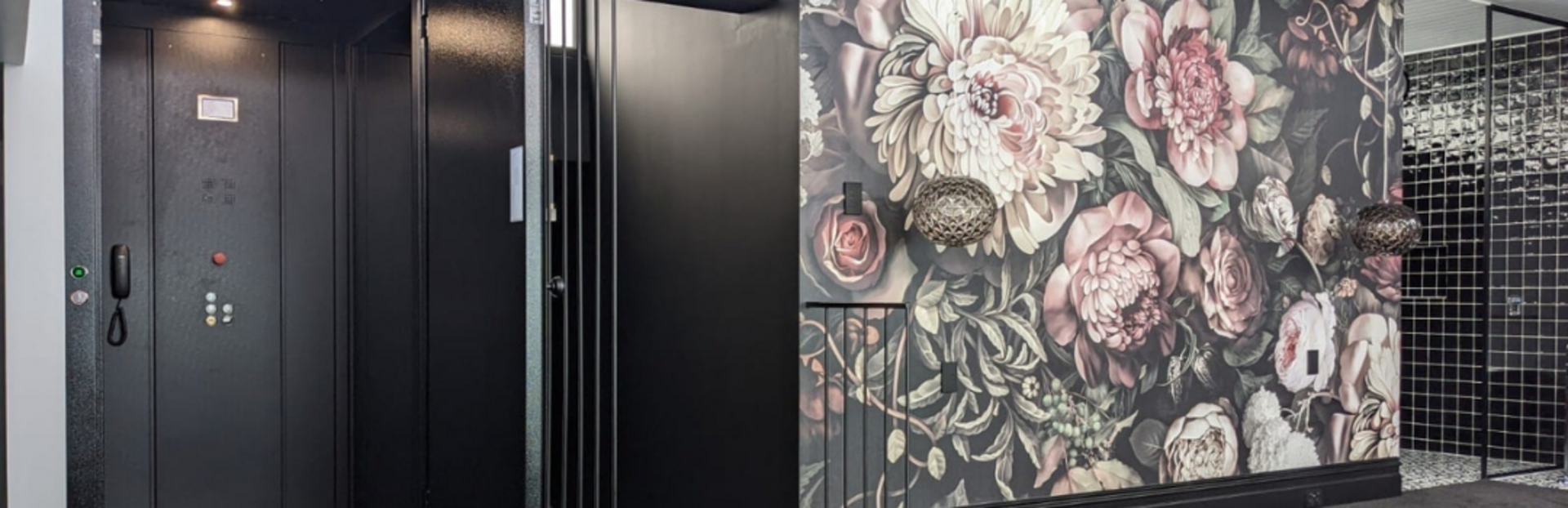 The Benefits of Installing an Elevator in Your New Home Build